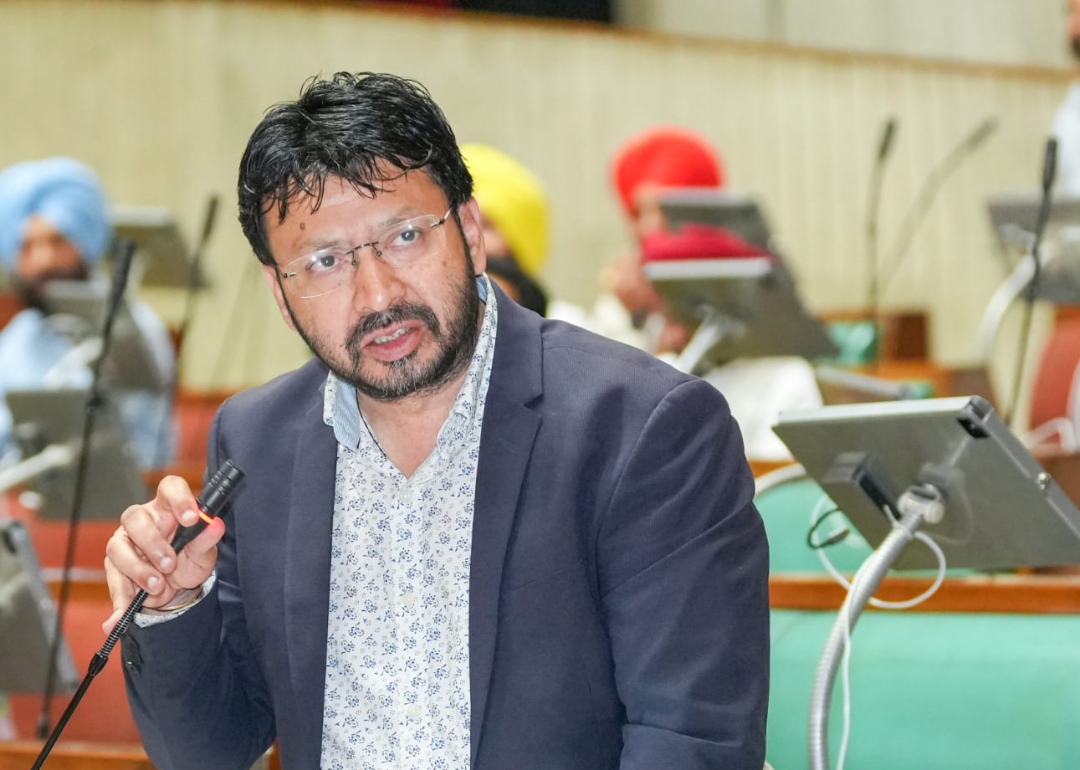 Dr. Ravjot Singh directs immediate removal of garbage and Machinery ...